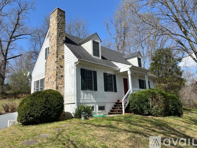 4 BR, 3 BA Apartment 5447 Rallywood Farm Lane, The Plains, VA 20198