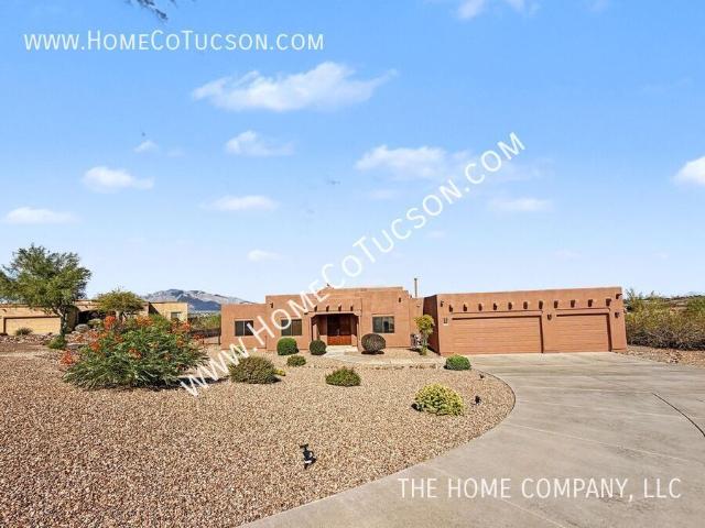 4 BR, 3 BA Apartment 5544 N Palo Verde Vista Place, Tucson, AZ 85745