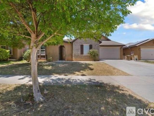 4 BR, 3 BA Apartment 5616 Segovia Way, Bakersfield, CA 93306