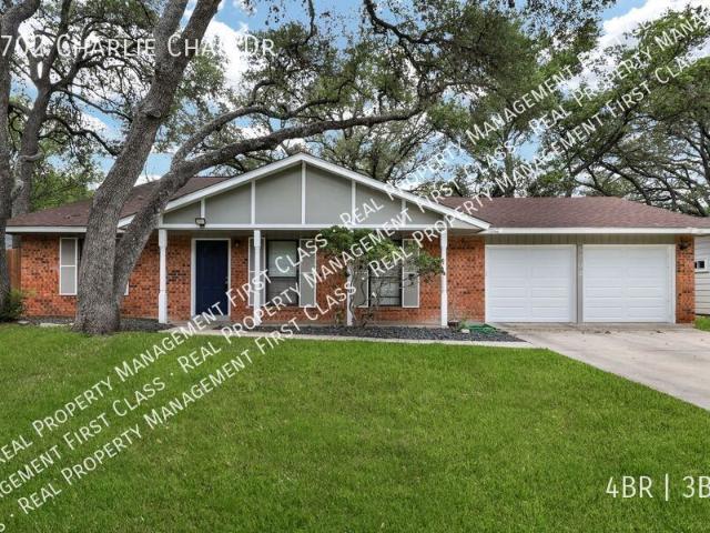 4 BR, 3 BA Apartment 5702 Charlie Chan Dr, SAN ANTONIO, TX 78240