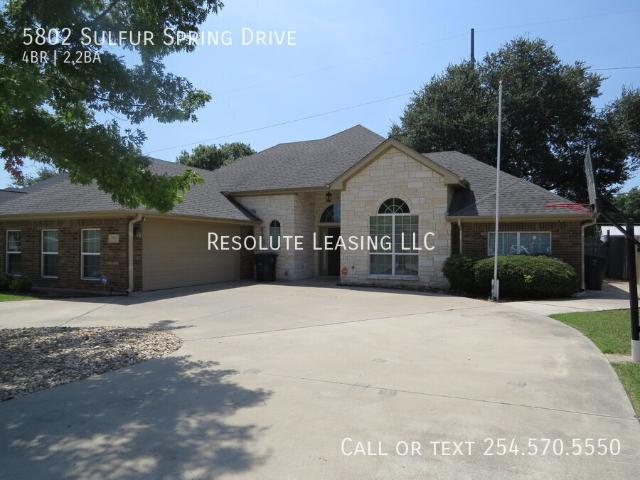 4 BR, 3 BA Apartment 5802 Sulfur Spring Drive, Killeen, TX 76542