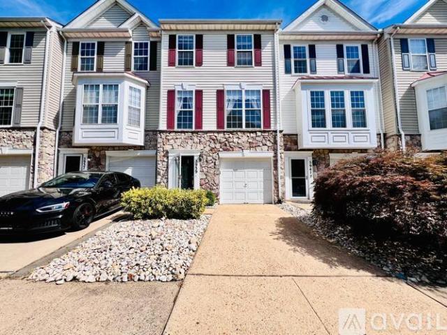 4 BR, 3 BA Apartment 5939 Kirkcaldy Lane, Unit 5939, Alexandria, VA 22315