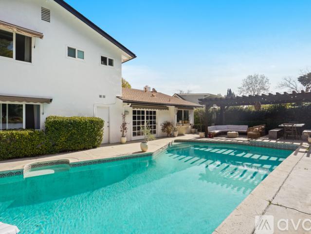 4 BR, 3 BA Apartment 5025 Dantes View Dr, Agoura Hills, CA 91301