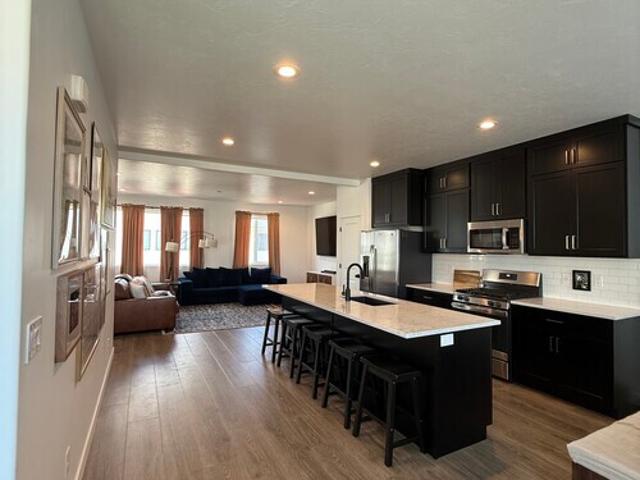 4 BR, 3 BA Apartment 508 South 1080 West, American Fork, UT 84003
