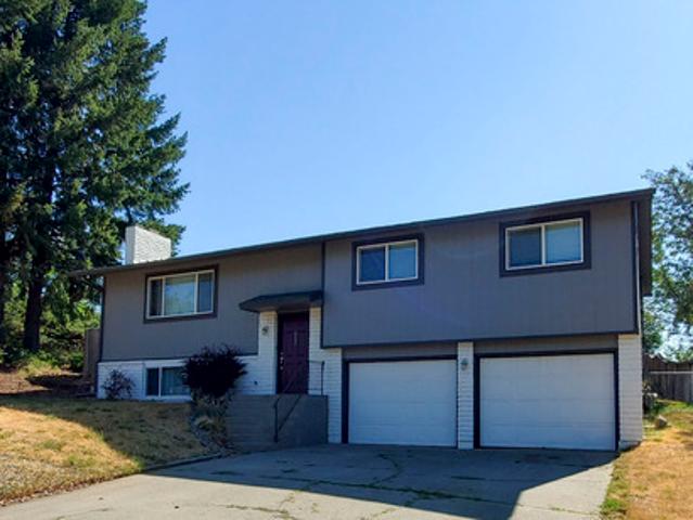 4 BR, 3 BA Apartment 523 Irene Pl, Cheney, WA 99004