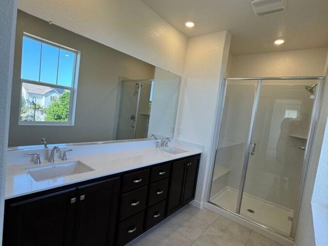 4 BR, 3 BA Apartment 5339 Shenandoah Valley Ln, Antioch, CA 94531