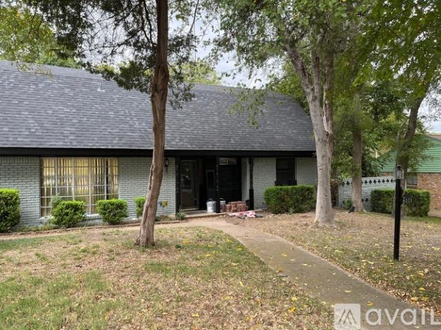 4 BR, 3 BA Apartment 6431 Rock Canyon Trail, Dallas, TX 75232