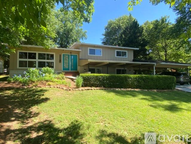 4 BR, 3 BA Apartment 6686 Ridge Moore Drive Northwest, Doraville, GA 30360