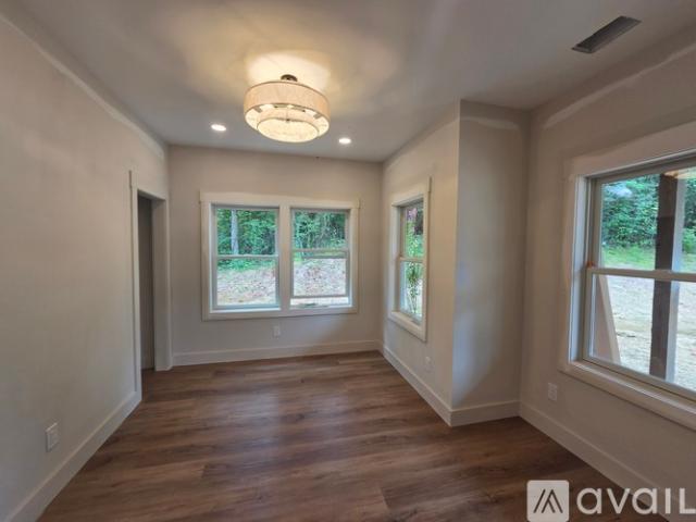 4 BR, 3 BA Apartment 6768 Bannister Rd, Cumming, GA 30028