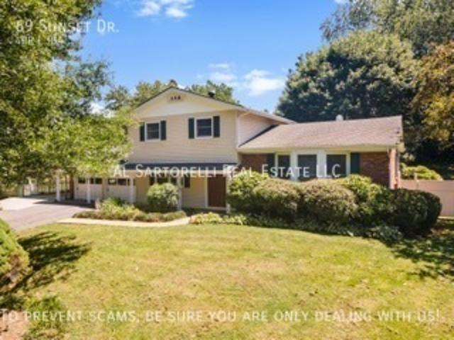 4 BR, 3 BA Apartment 69 Sunset Dr Asheville, NC 28806