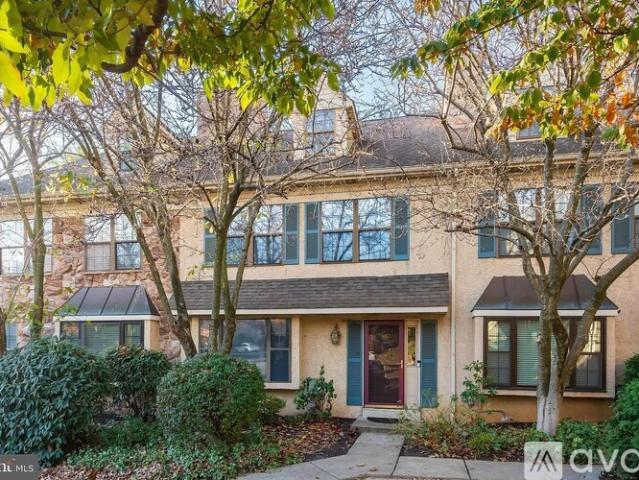 4 BR, 3 BA Apartment 60 Iroquois Ct, Unit 0, Chesterbrook, PA 19087