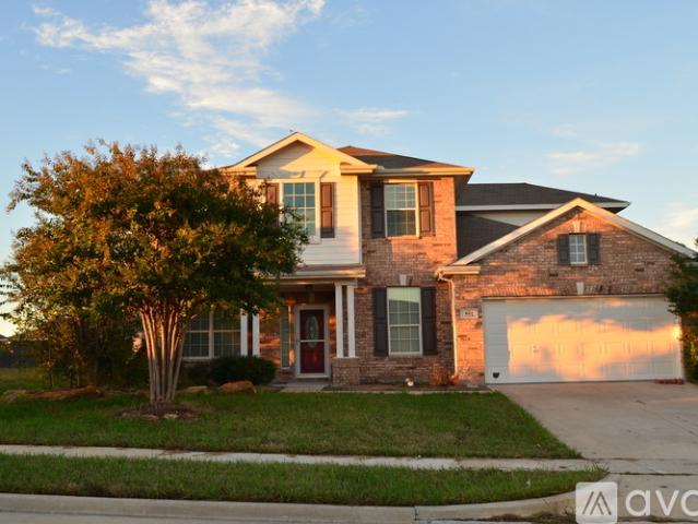 4 BR, 3 BA Apartment 612 Dyann Dr, Royse City, TX 75189