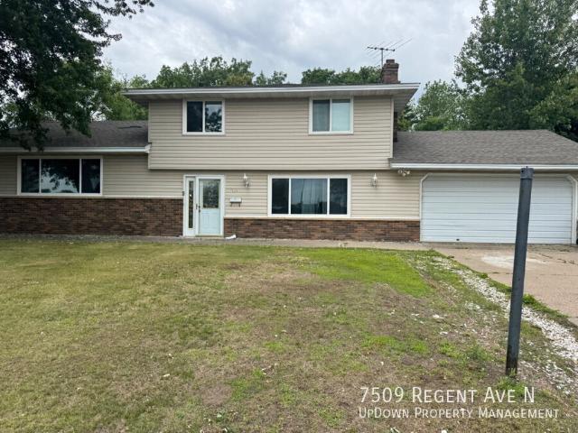 4 BR, 3 BA Apartment 7509 Regent Ave N, Brooklyn Park, MN 55443