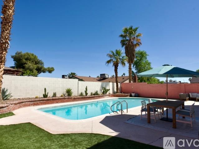4 BR, 3 BA Apartment 7176 Hillcroft Way, Las Vegas, NV 89147