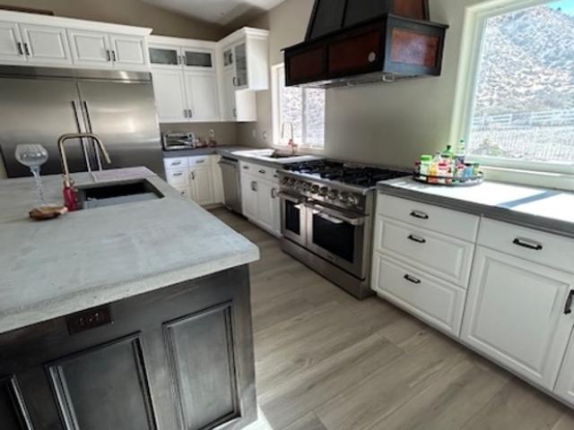 4 BR, 3 BA Apartment 8265 Green Rd, PiÃ±on Hills, CA 92372