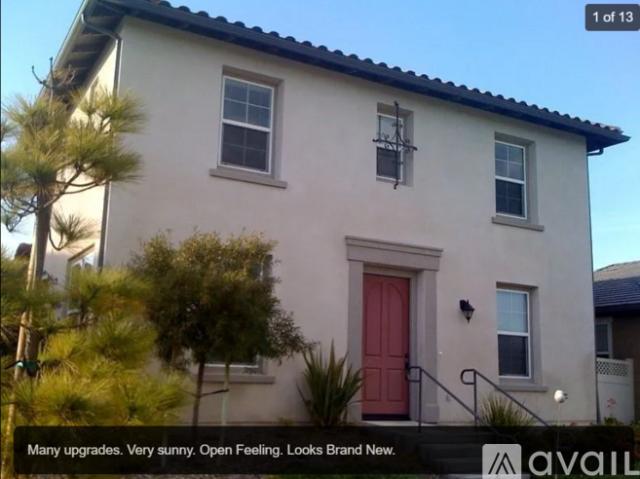 4 BR, 3 BA Apartment 8265 Medford Street, Ventura, CA 93004
