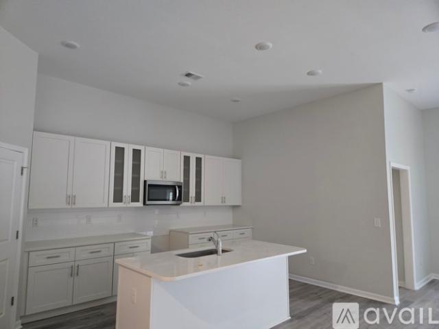 4 BR, 3 BA Apartment 832 Fox St SW, Shallotte, NC 28470