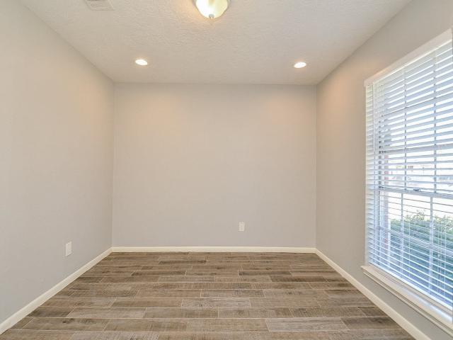 4 BR, 3 BA Apartment 9215 Sharpcrest Street, Houston, TX 77036