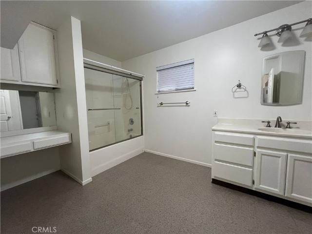 4 BR, 3 BA in Central Victorville