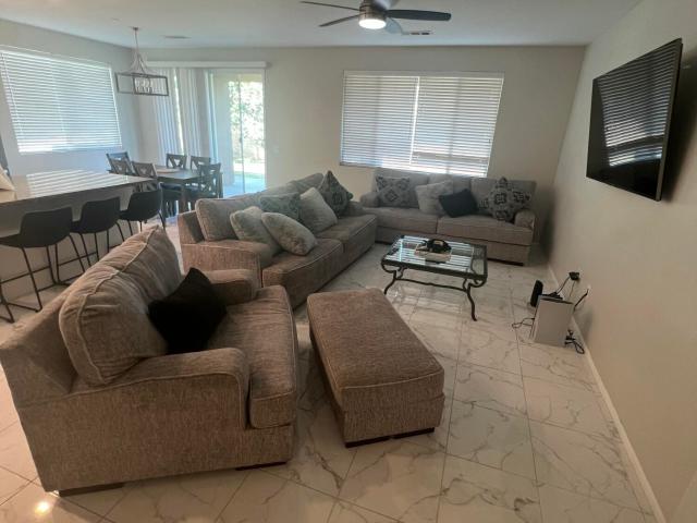4 BR, 3 BA in Central Indio