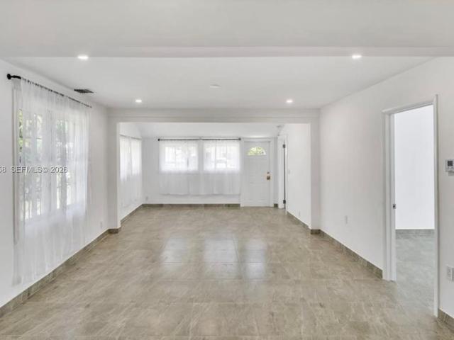 4 BR, 3 BA in Hallandale Beach City Center