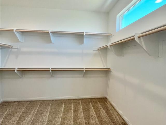 4 BR, 3 BA in Newhall Ranch