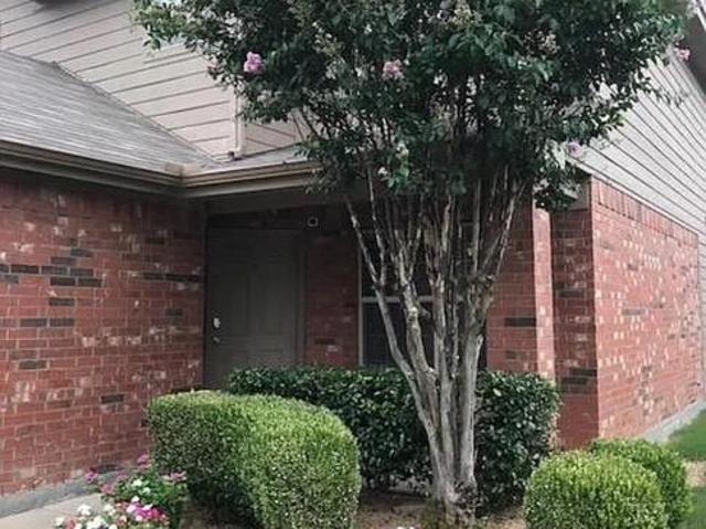 4 BR, 3 BA in Sendera Ranch