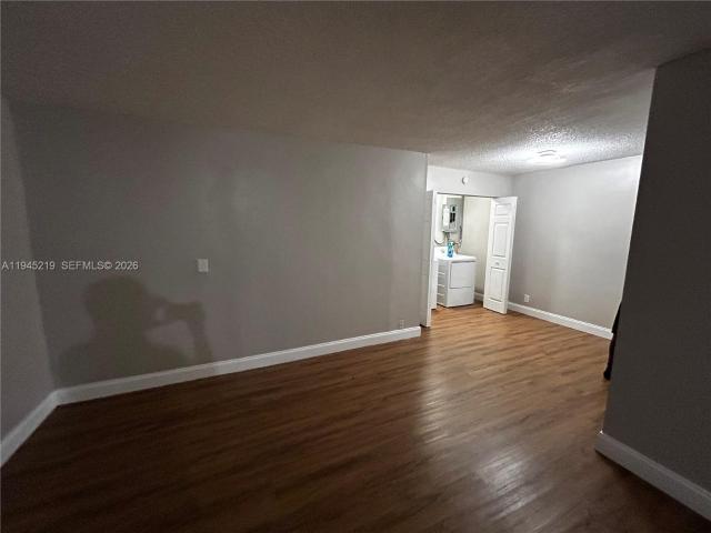 4 BR, 3 BA in Sunrise Golf Village East