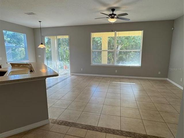 4 BR, 3 BA in Parkside at Errol Estates