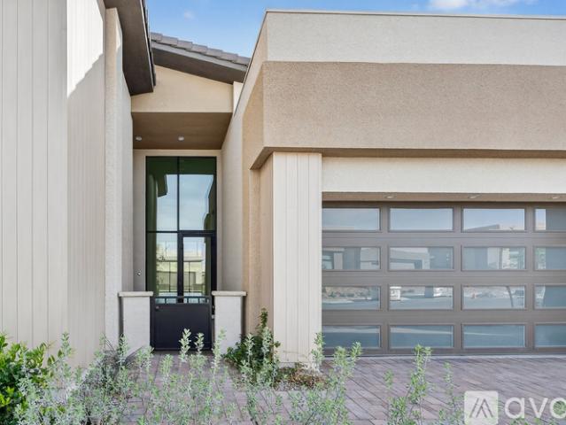 4 BR, 4.5 BA Apartment 10865 Agate Cliffs Avenue, Las Vegas, NV 89135