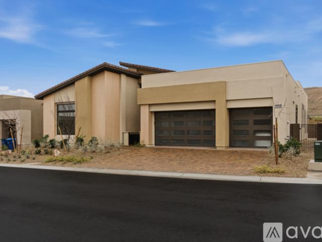 4 BR, 4.5 BA Apartment 10865 Agate Cliffs Avenue, Las Vegas, NV 89135
