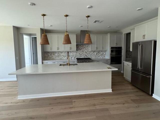 4 BR, 4.5 BA Apartment 1364 Amanda Ln, Escondido, CA 92029