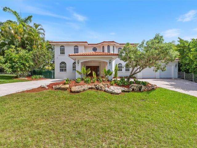 4 BR, 4.5 BA Apartment 145 W Sunrise Ave, CORAL GABLES, FL 33133