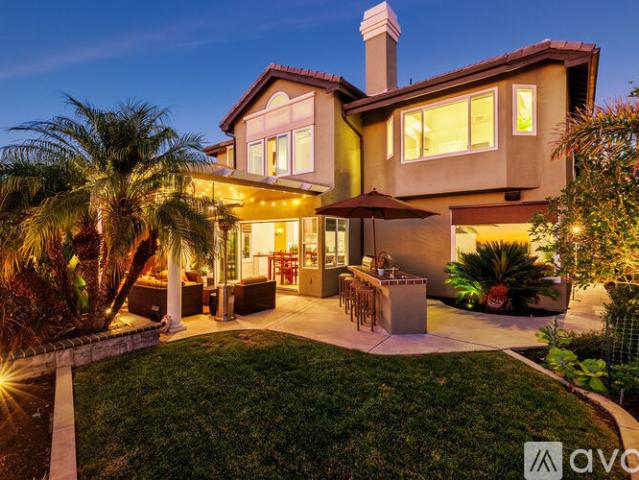 4 BR, 4.5 BA Apartment 22501 Birchcrest, Mission Viejo, CA 92692