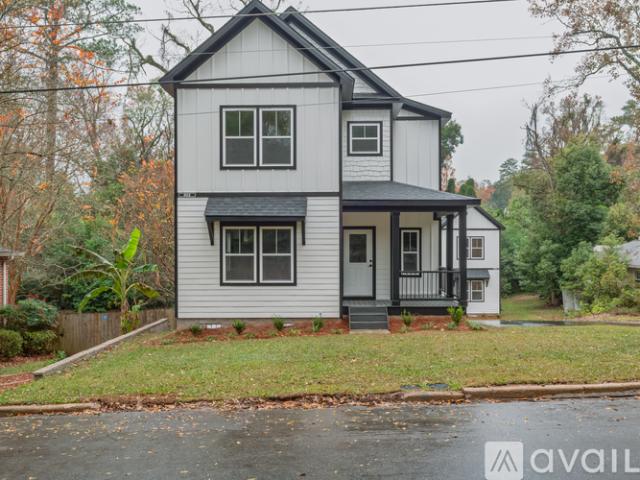 4 BR, 4.5 BA Apartment 822 Martin Street, Tallahassee, FL 32303