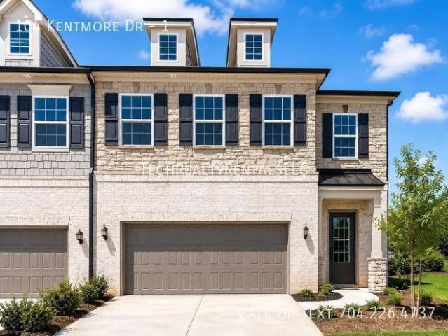 4 Br, 4 bath, Townhouse/Brownstone/RowHouse 104 Kentmore Dr