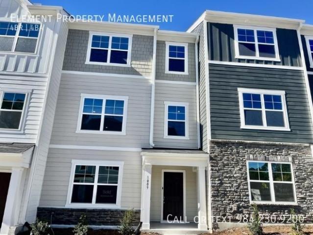 4 Br, 4 bath, Townhouse/Brownstone/RowHouse 1009 Belloak Way