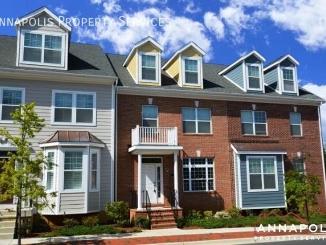 4 Br, 4 bath, Townhouse/Brownstone/RowHouse 102 Carraway Lane