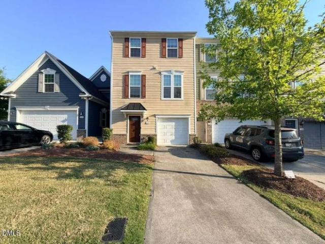 4 Br, 4 bath, Townhouse/Brownstone/RowHouse 112 Brier Summit Place