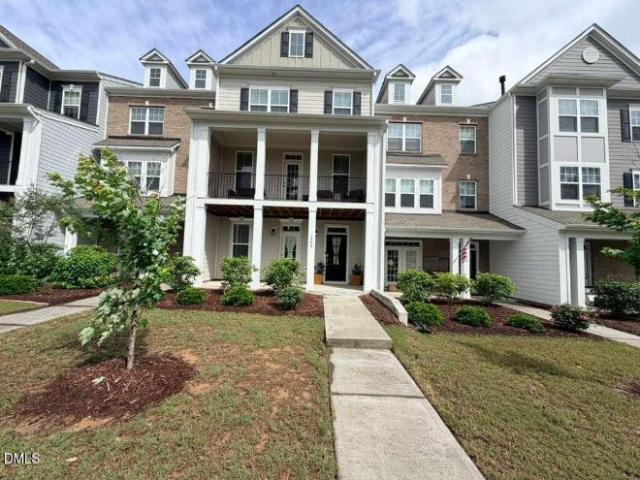 4 Br, 4 bath, Townhouse/Brownstone/RowHouse 1286 Barn Cat Way