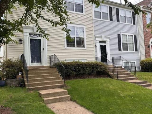 4 Br, 4 bath, Townhouse/Brownstone/RowHouse 14619 Flower Hill Dr
