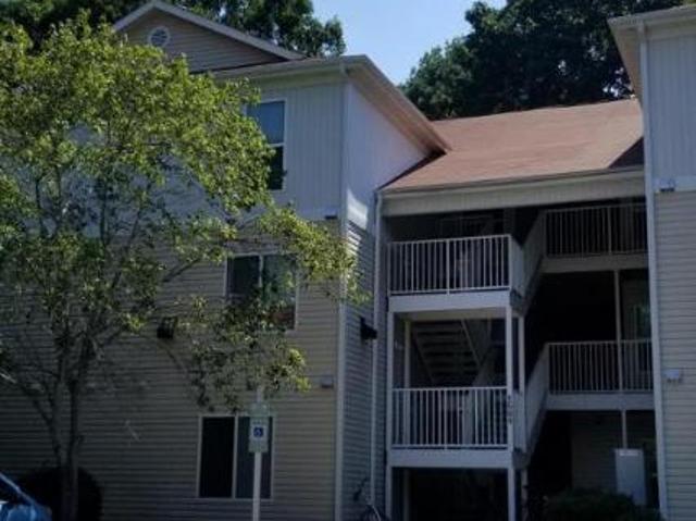 4 Br, 4 bath, Townhouse/Brownstone/RowHouse 1501 301 Graduate Ln