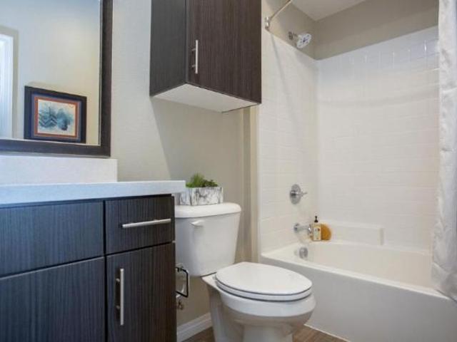 4 Br, 4 bath, Townhouse/Brownstone/RowHouse 1630 Paseo Monti