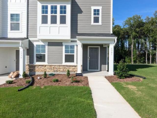 4 Br, 4 bath, Townhouse/Brownstone/RowHouse 1781 Sweet Gardenia Way