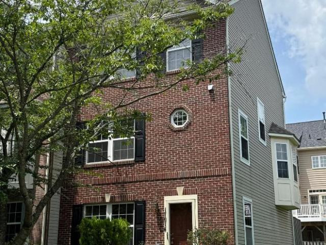 4 Br, 4 bath, Townhouse/Brownstone/RowHouse 17914 Chatterly Ter