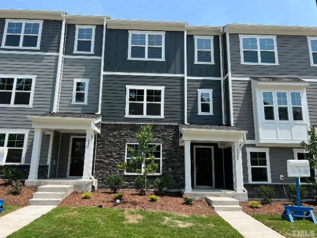 4 Br, 4 bath, Townhouse/Brownstone/RowHouse 1841 Starlit Sky Lane