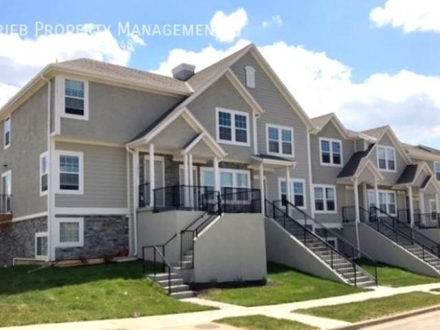 4 Br, 4 bath, Townhouse/Brownstone/RowHouse 1831 W Spruce St