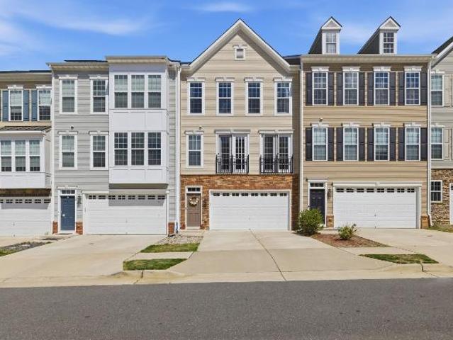 4 Br, 4 bath, Townhouse/Brownstone/RowHouse 18 Sickle Drive