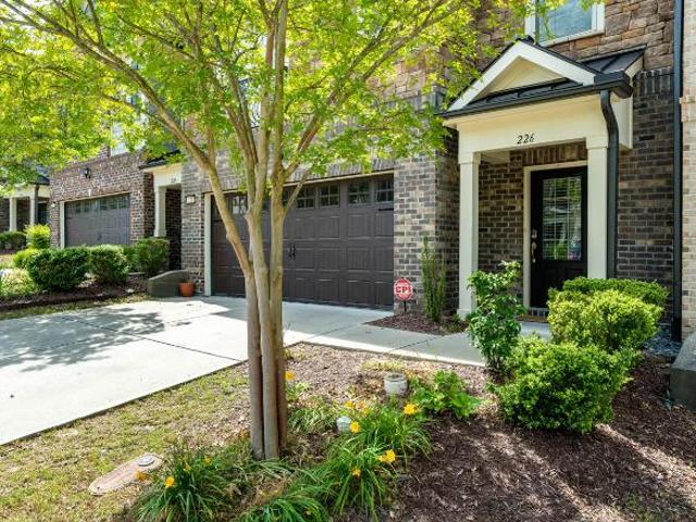 4 Br, 4 bath, Townhouse/Brownstone/RowHouse 1 Daymire Glen Ln