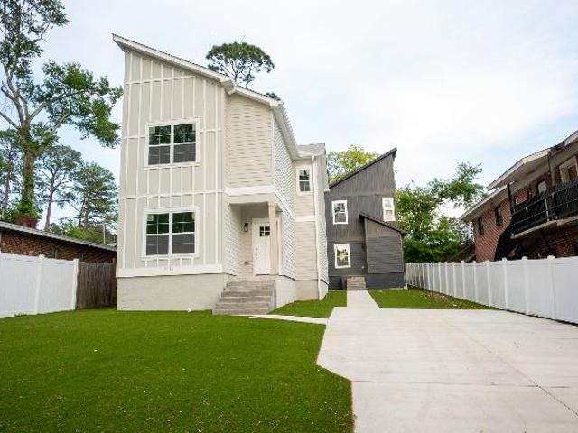 4 Br, 4 bath, Townhouse/Brownstone/RowHouse 2111 Owens Street